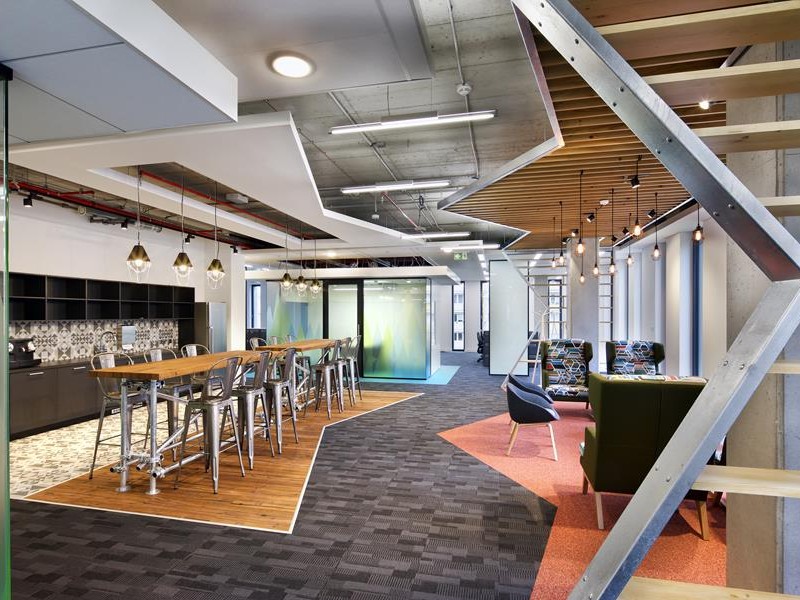Opening of Amazon Corporate Office in Prague – Czech & Slovak Leaders