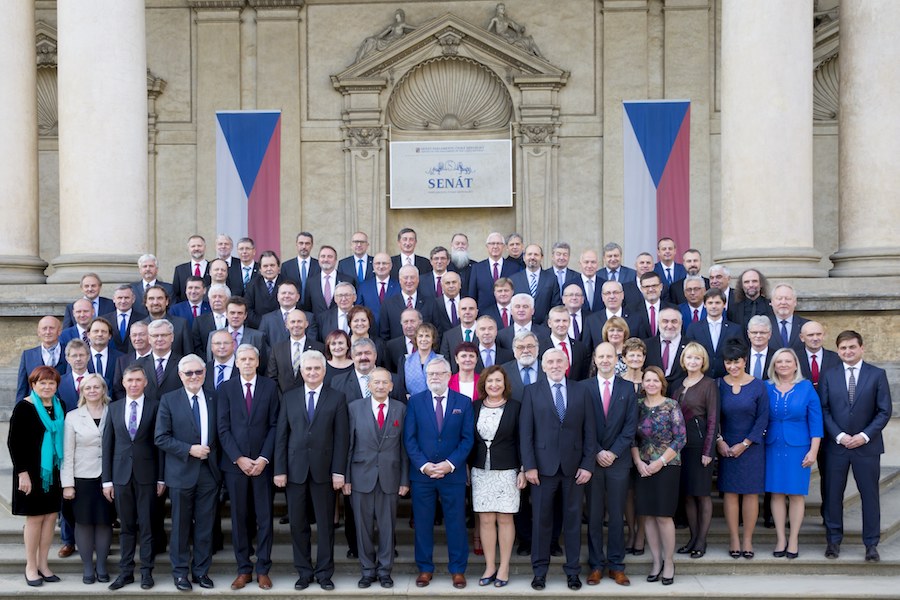 Senát zvolil své vedení – Czech & Slovak Leaders