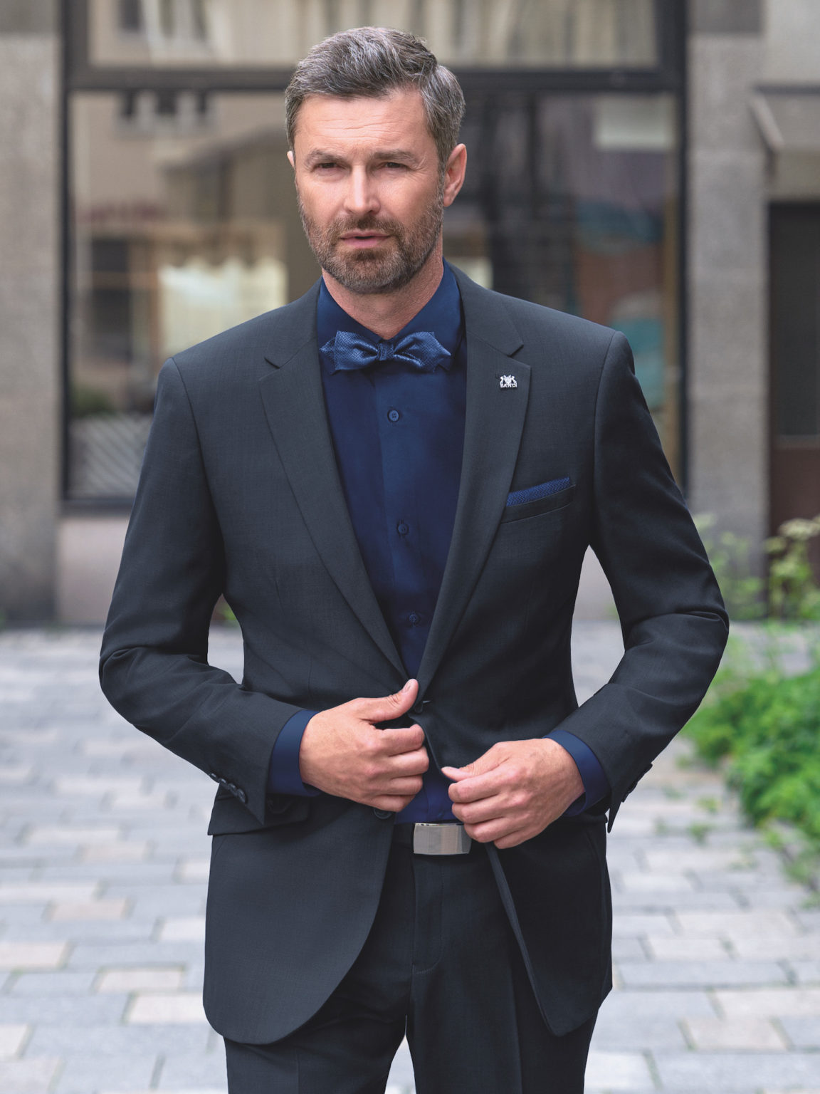 The right clothes guarantee your success